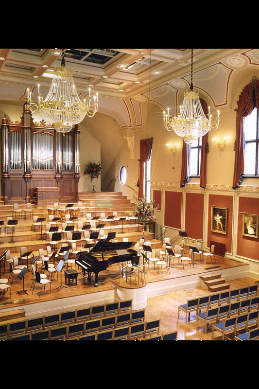 pagetitles.main' | translate}}{{title}}